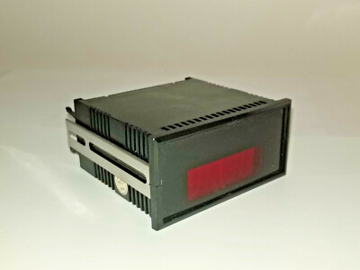 NEWPORT ELECTRONICS INC model 201A-3 / 201A3 digital panel instrument ...