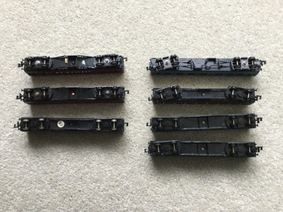 N gauge coaches x 21. Grafar x 14. Non branded x 7. Reasonable/good ...