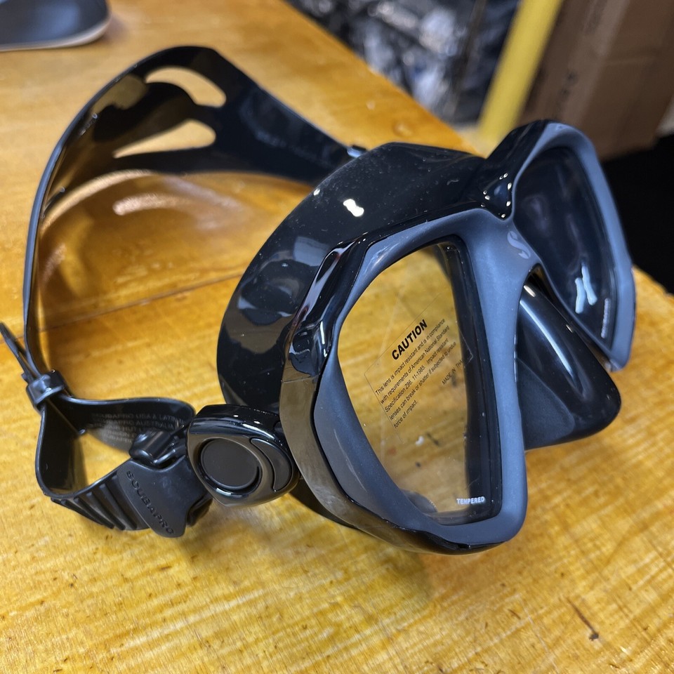 Scubapro Spectra Mask - Full Black - Scuba Diving Snorkeling - OPEN BOX ...