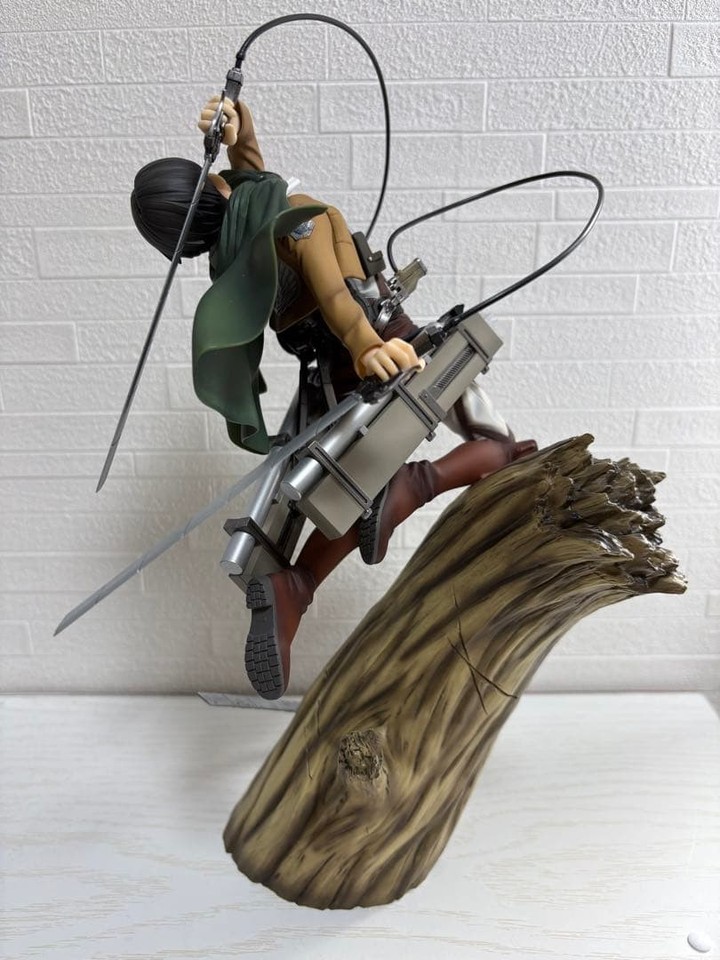 ARTFX J Attack on Titan Levi | eBay