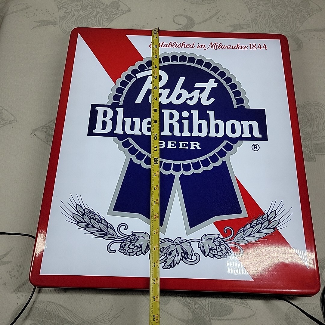 Pabst Blue Ribbon Beer Led Light Up Sign Milwaukee Bar Game Room Man ...