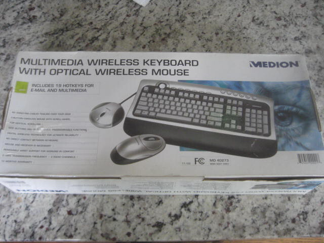 Medion Multimedia Wireless Computer Keyboard & 5 Button Scroll Optical ...
