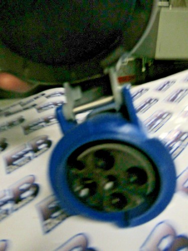 Hubbell 460C9W 30 Amp 250 Volt 3 Phase Pin & Sleeve Connector WITH HUB ...