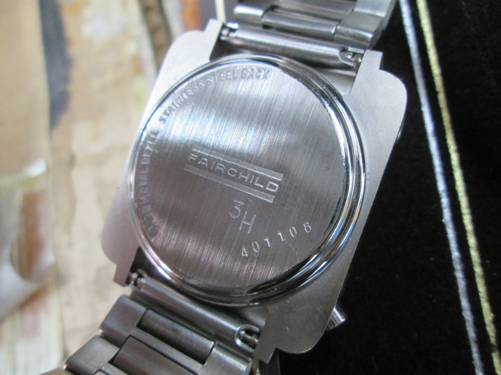 NIB Vintage Fairchild Solid State Tritium Quartz LCD Digital Watch 1355 ...