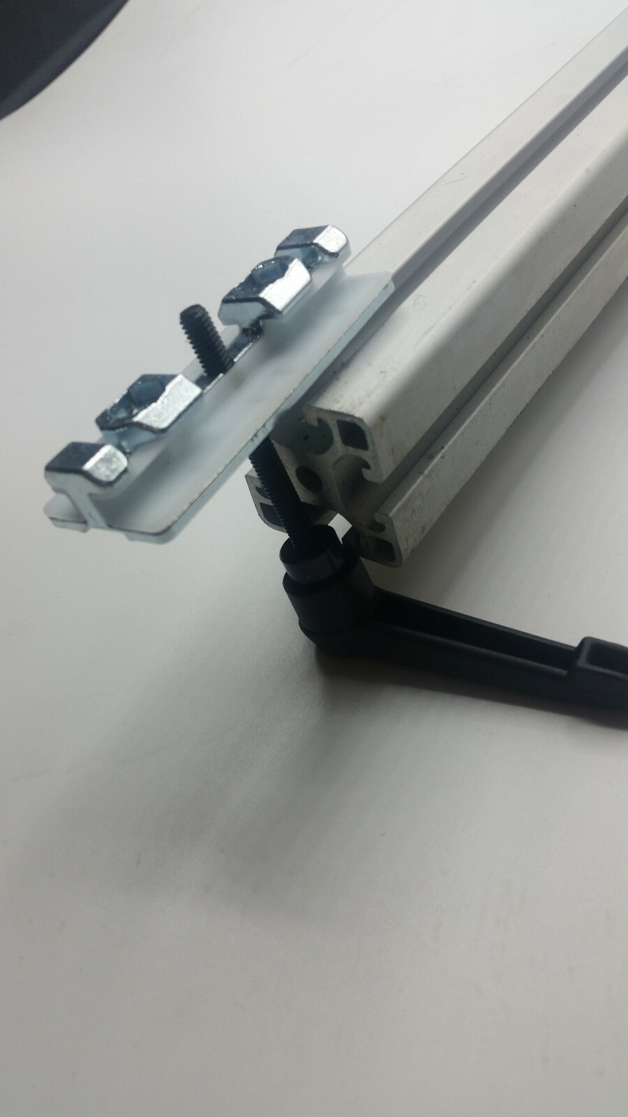 Profilgleiter, Gleiter für Aluprofil Nut 8 Typ I mit Klemmhebel | eBay.de