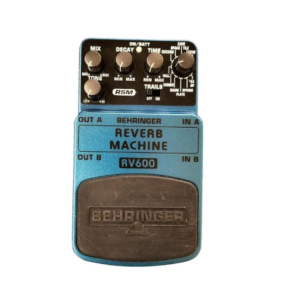 BEHRINGER RV600 Reverb Effects Pedal With 11 Diverse Reverb Models Used ...