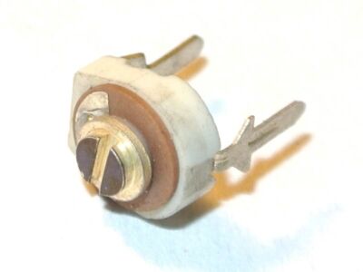Capacitors - Variable Capacitors
