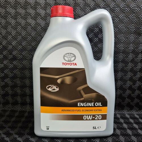 GENUINE TOYOTA YARIS SERVICE KIT HYBRID 1.5L WITH SPARK PLUGS 2011 TO ...