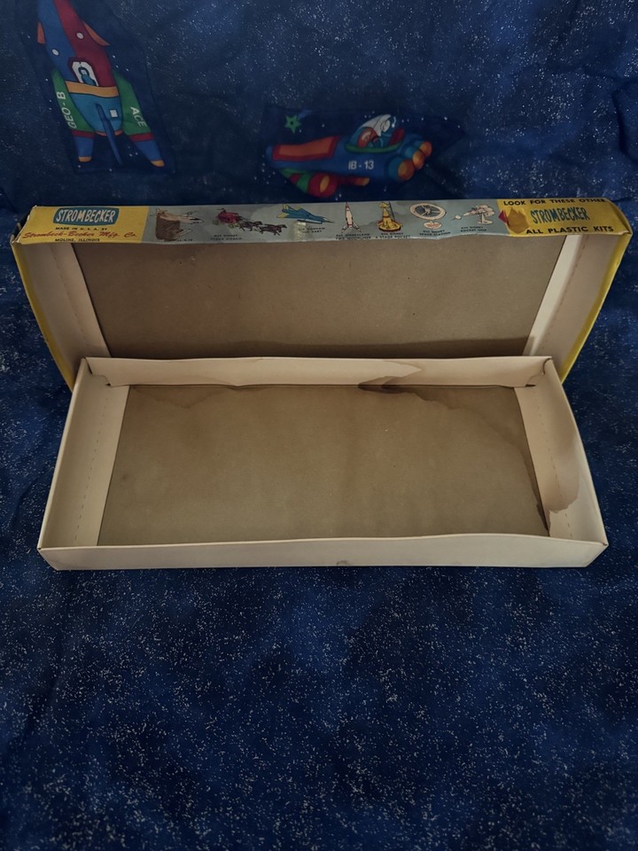 1955 WALT DISNEY'S STROMBECKER RM-1 ROCKET SHIP MODEL KIT | eBay