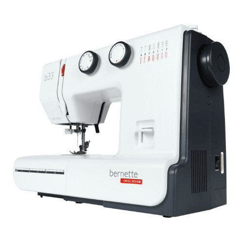 Bernette 33 Swiss Design Sewing Machine with Sewing Clips and Sewing ...