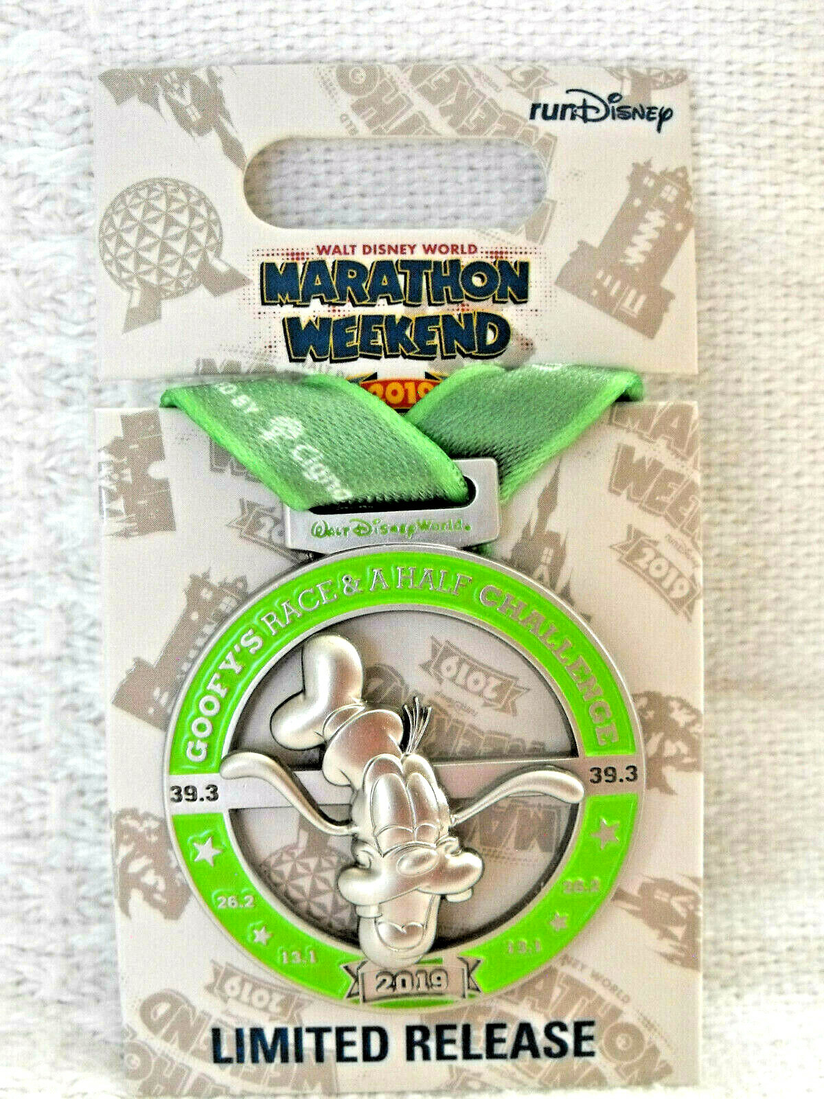 2019 Run Disney LR Pin Marathon Replica Medal Goofy's Race & 1/2 ...