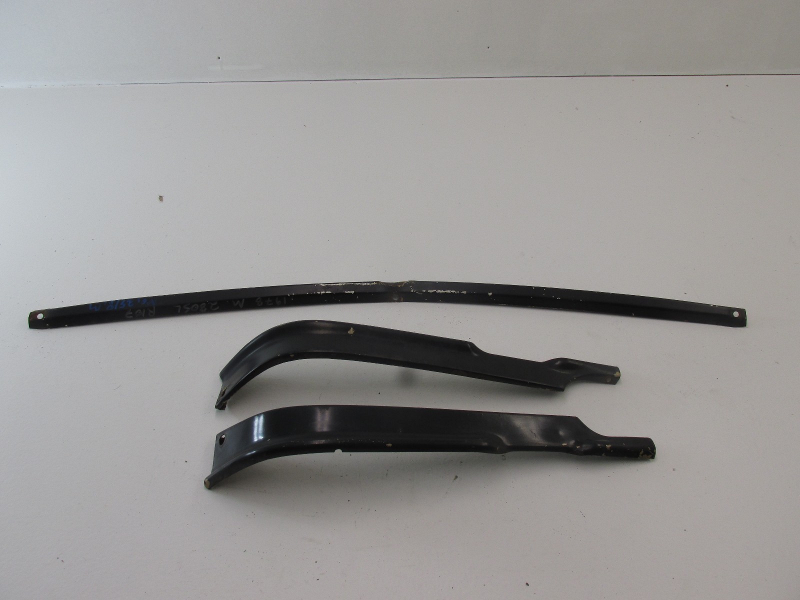 MERCEDES--BENZ 280SL R107 380SL 450SL , HEADLIGHT LOWER FILLER TRIM SET ...