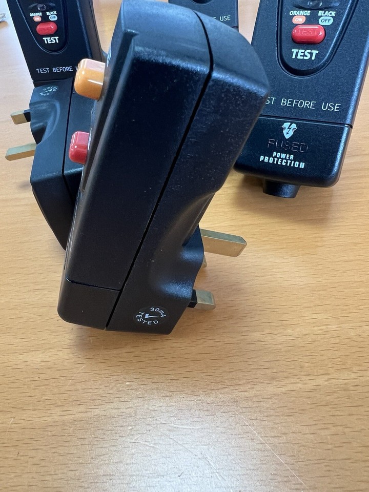 Masterplug PRCDKB Non-Latching RCD Safety Plug - Black | eBay UK