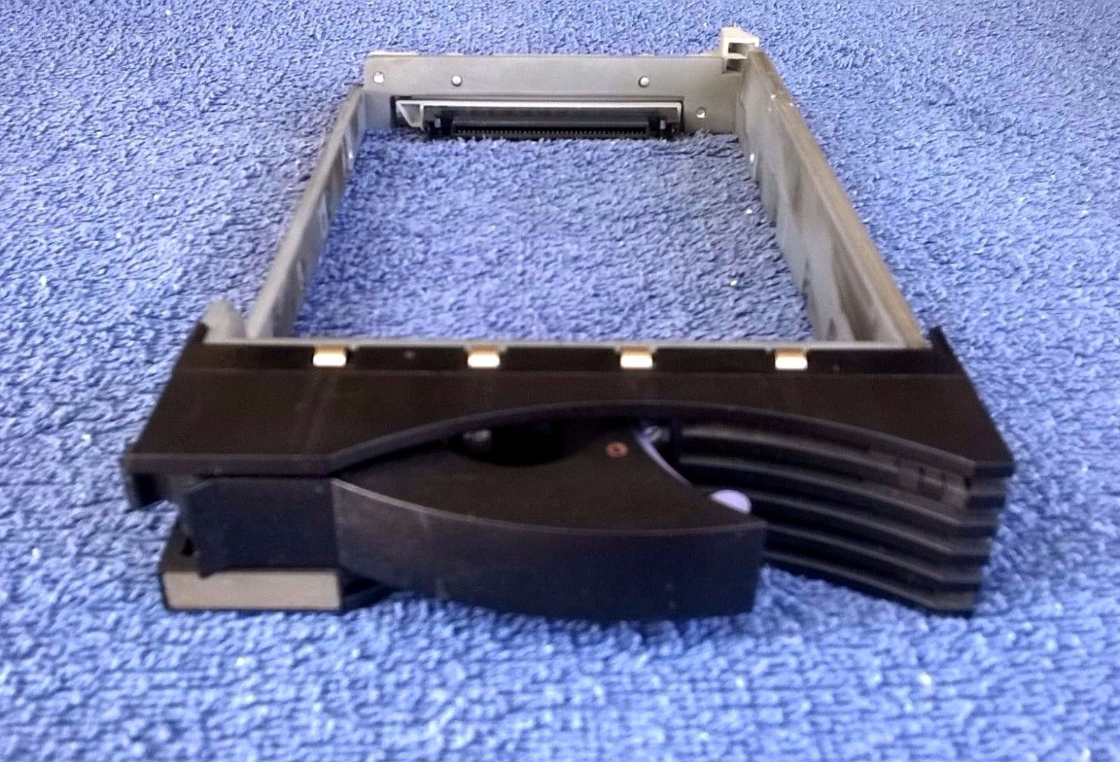 IBM Netfinity 5100 Model 8658 Hard Drive Empty Tray With Handle 00N7281 ...