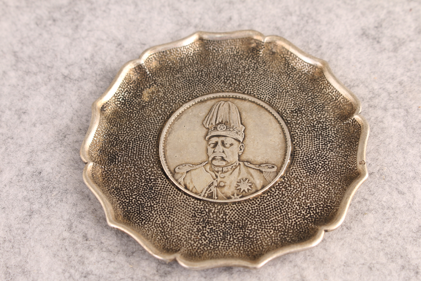 Asian tibetan collectable statue figure plate plate table decoration | eBay