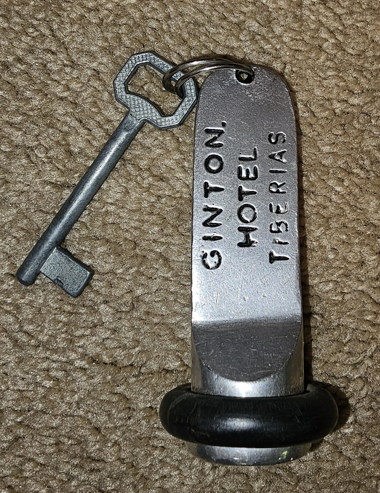 Rare Vintage Old Isreal Hotel Key Ginton Hotel Tiser… - Gem