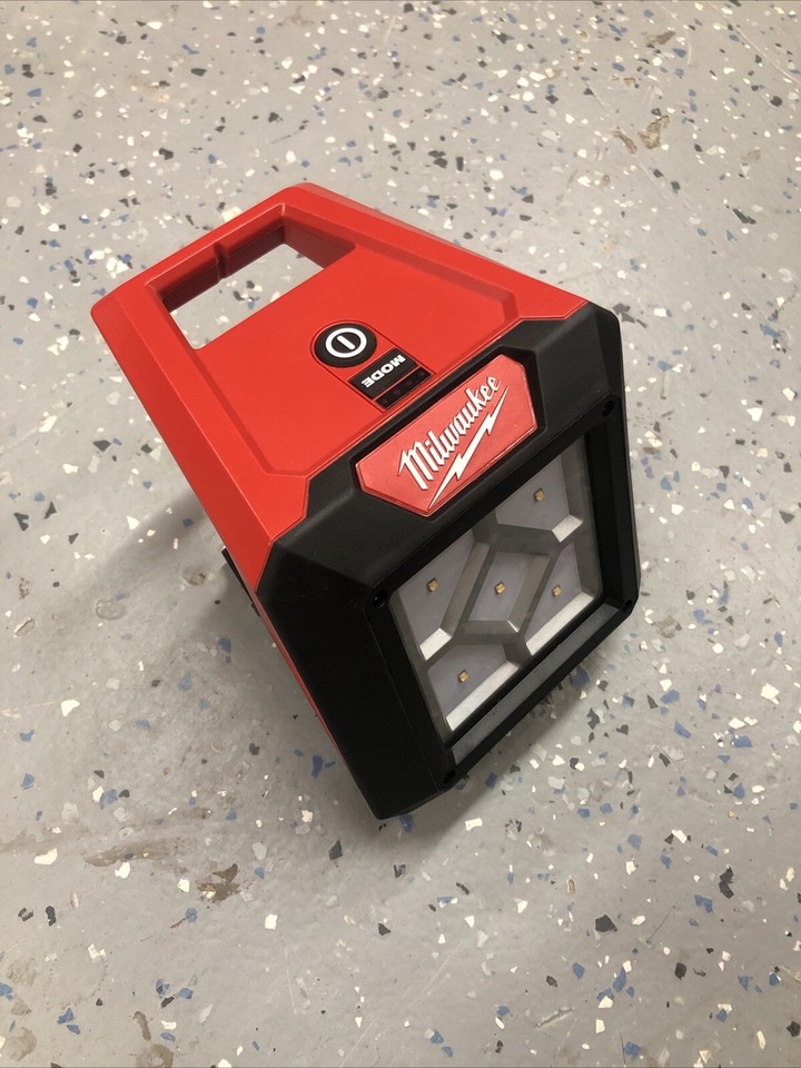 Milwaukee 2364-20 M12 Rover Compact Flood Light | eBay