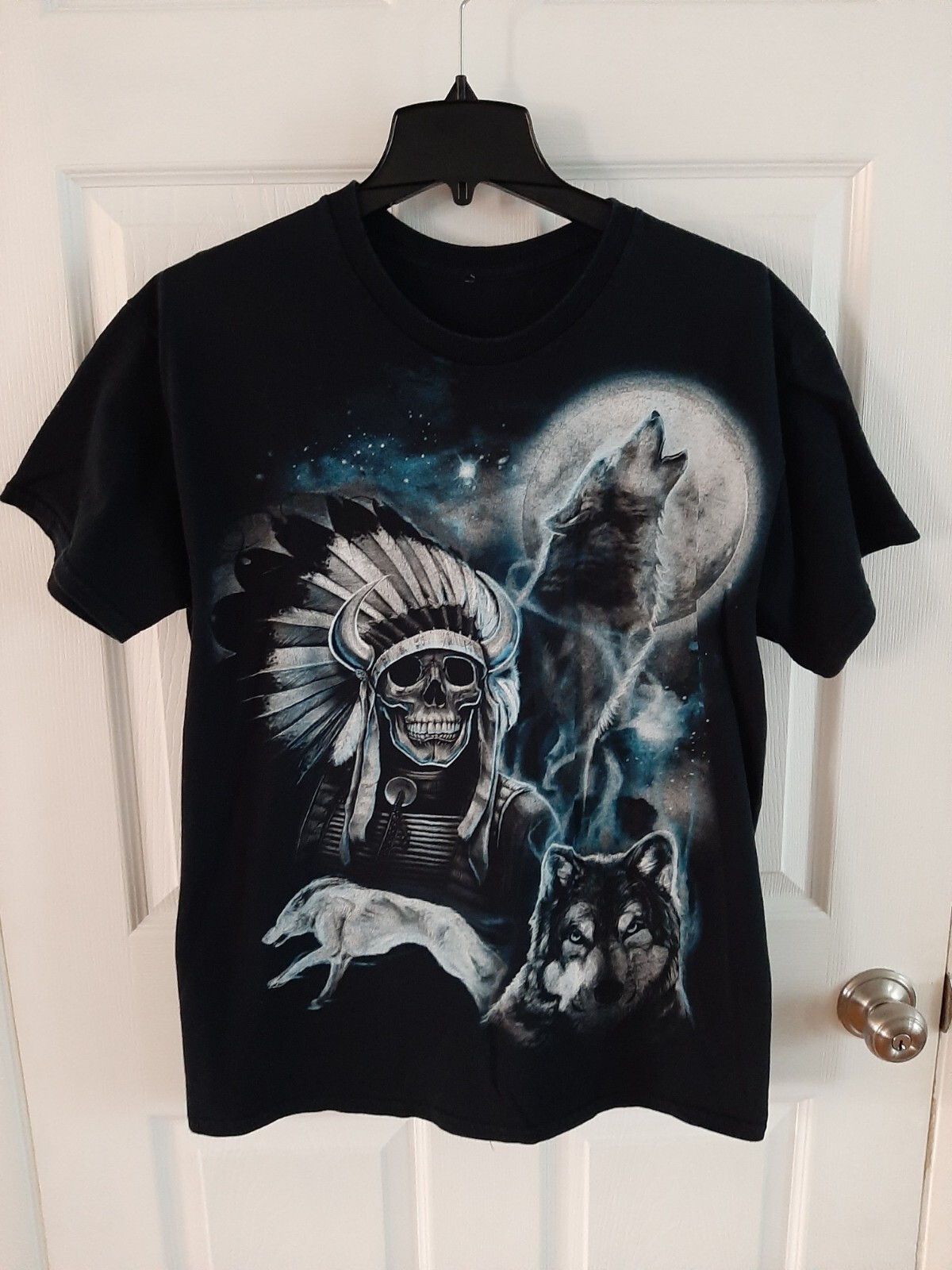 Large Indian Warrior Skull Wolf Howling At The Moon B… - Gem