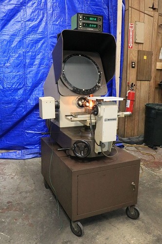 14" Mitutoyo PH-350, CAT. No. 172-101-4, 2X DRO, TWO LENSES OPTICAL ...