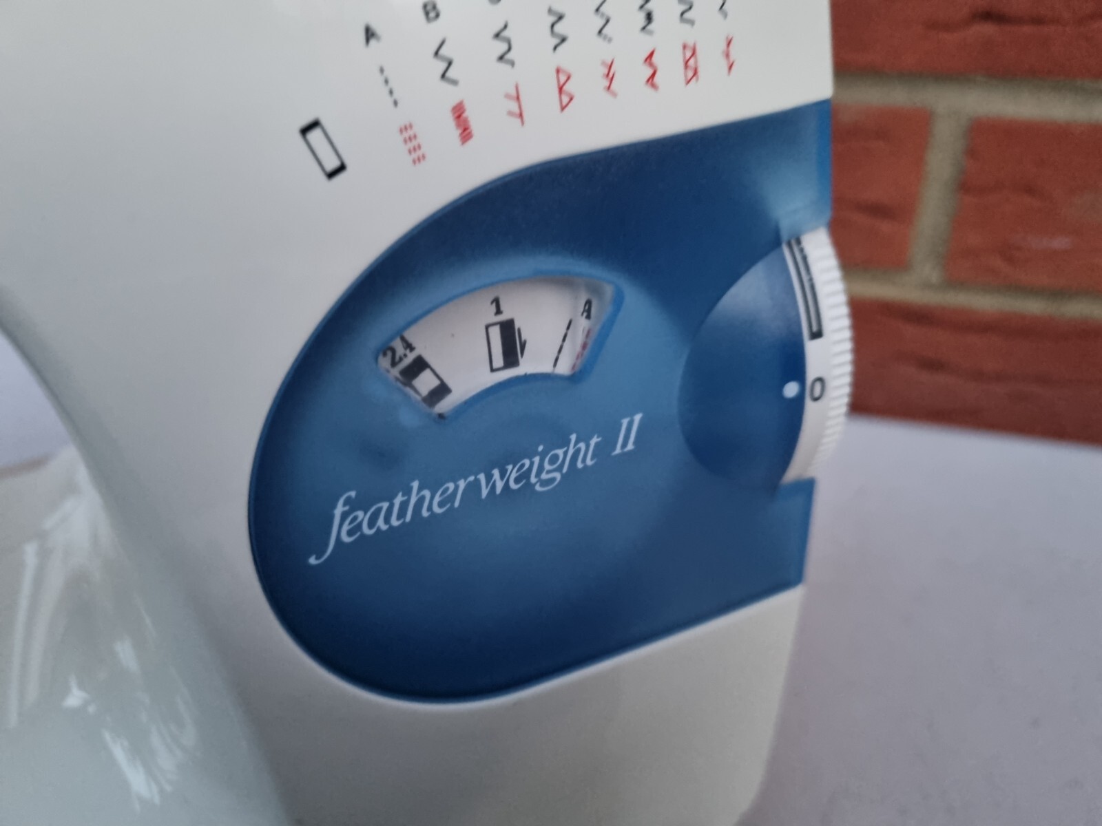 SINGER FEATHERWEIGHT II Model 117 SEWING MACHINE. Singer 117 ...