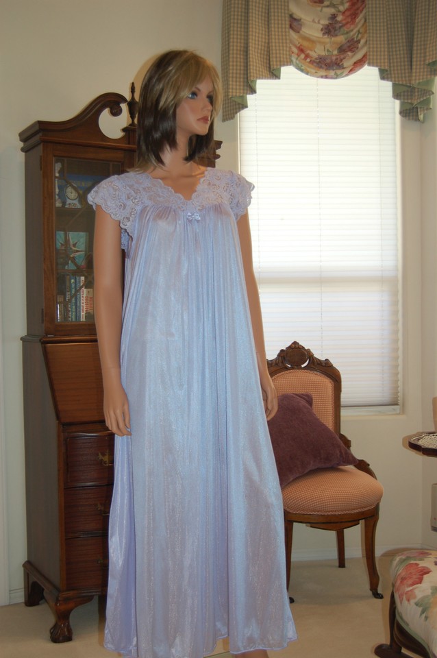 SHADOWLINE SILHOUETTE SATINTRIQUE NYLON NIGHTGOWN, SIZES S TO 3X ...