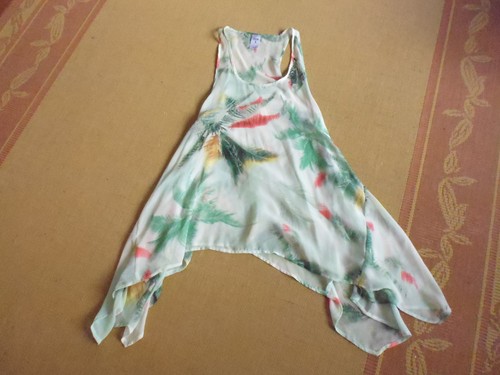 LADIES PALE GREEN TROPICAL SHEER POLYESTER SLEEVELESS TOP BY NOW SIZE 8 ...
