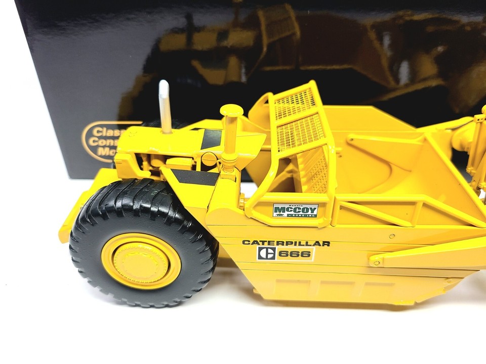 Caterpillar Cat 666 Wheel Tractor-Scraper - McCoy CCM 1:48 Scale ...