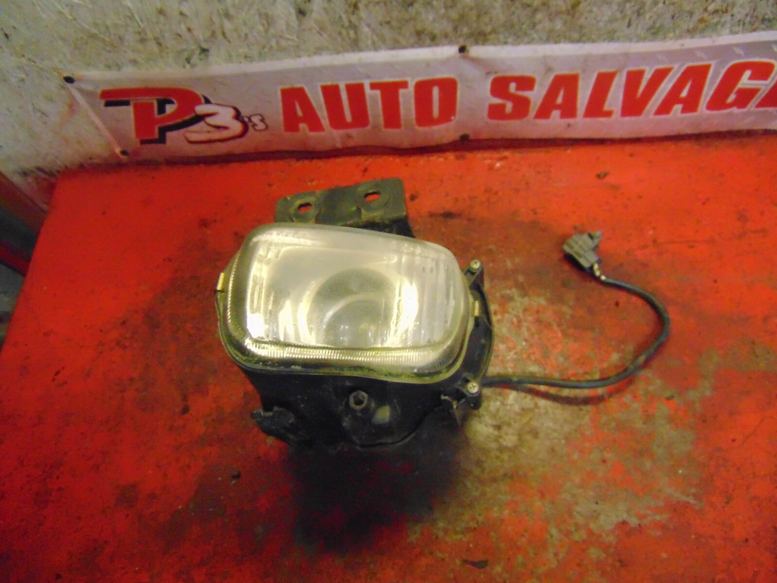 97 98 99 00 Mazda Millenia oem drivers side left fog light lamp ...
