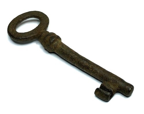 Antique French Chateau Key flat Bow 19th century 2.6 inch wrought Iron ...
