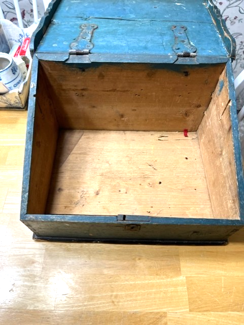 DATED 1843 PAINTED SCANDINAVIAN WOODEN DOCUMENT BOX WITH HINGED LID ...