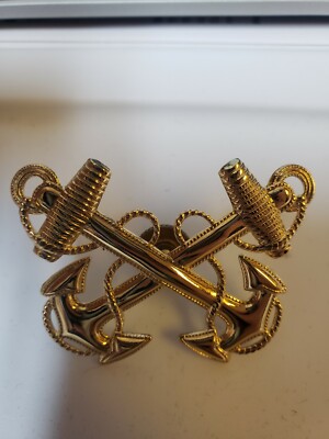 K0550 WW2 to Current US Navy Cap Badge Warrant Officer Screw Back C18B6 ...