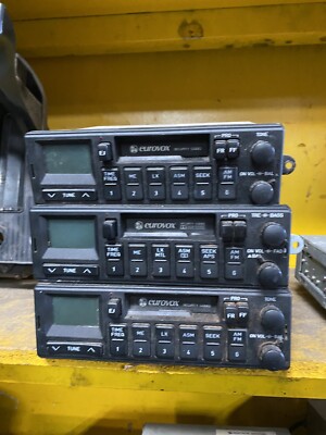 VP executive Commodore RADIO STEREO original GM COMMODORE RADIO MCC ...