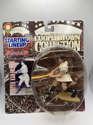 1997 Starting Lineup Cooperstown Collection Dottie Kamenshek Womans' BB ...