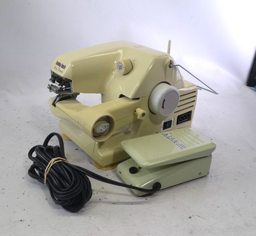 Baby Lock BL-101 Blind Hemmer Sewing Machine with Foot Pedal | eBay