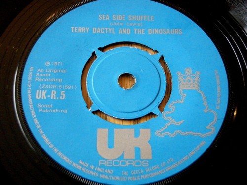 TERRY DACTYL AND THE DINOSAURS - SEA SIDE SHUFFLE 7" VINYL (EX) | eBay UK
