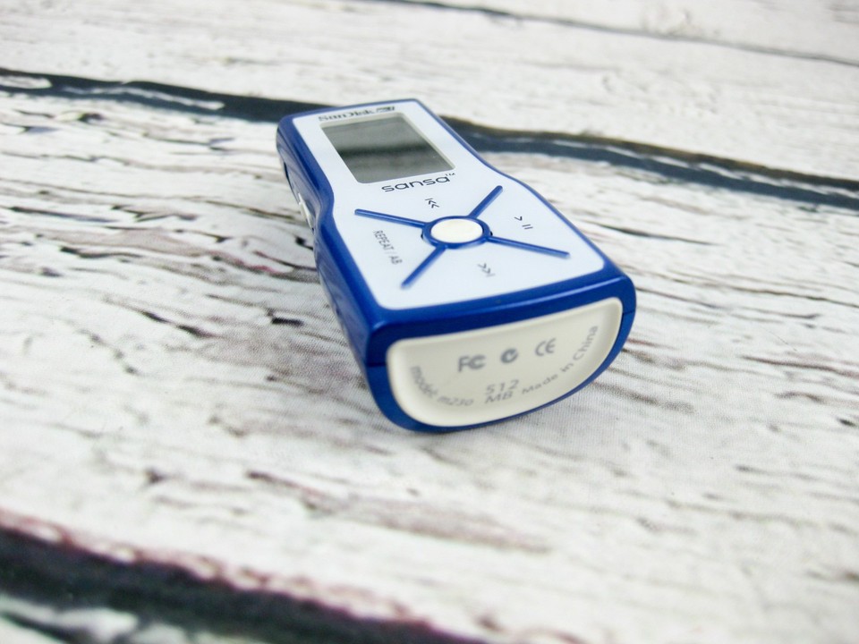 SanDisk Sansa m230 512MB Digital Media MP3 Player Blue - Tested | eBay