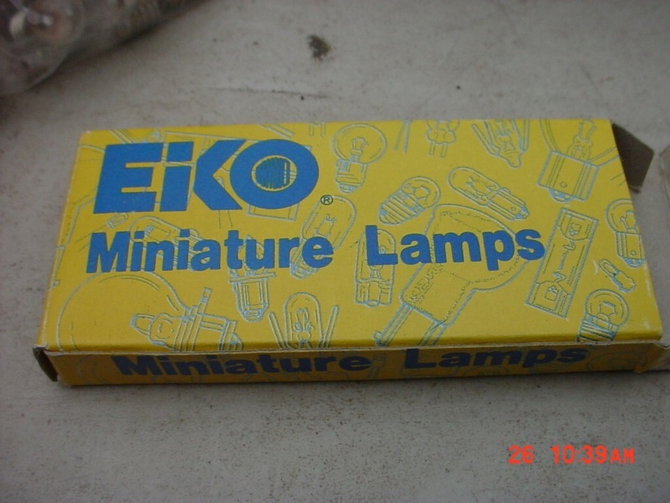 lot of 30 Eiko E50 Miniature Lamps 7.5 volt 1.65 watt | eBay