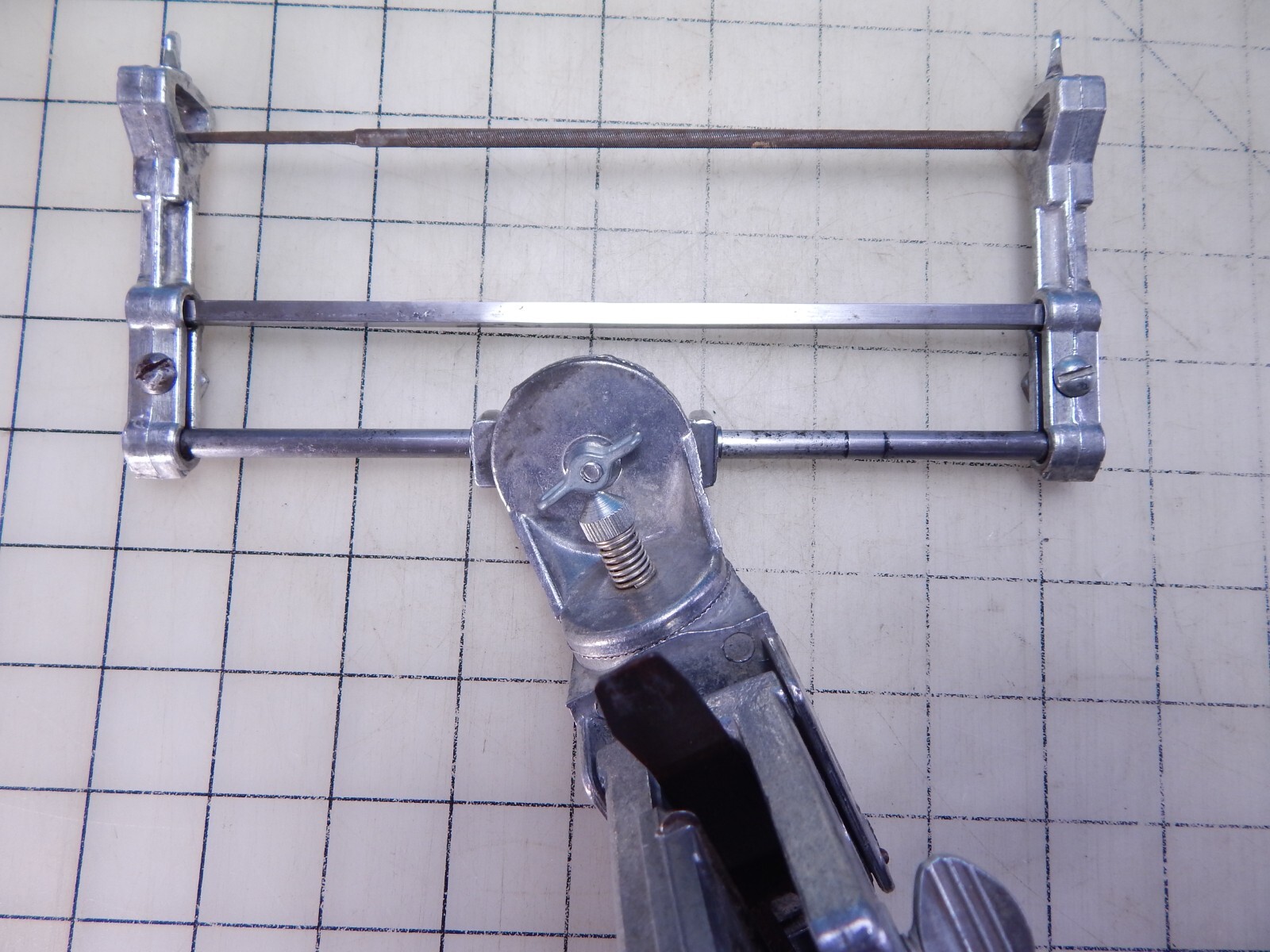 VINTAGE GRANBERG MODEL G-108 FILE-N-GUIDE CHAINSAW FILE GUIDE BAR MOUNT ...