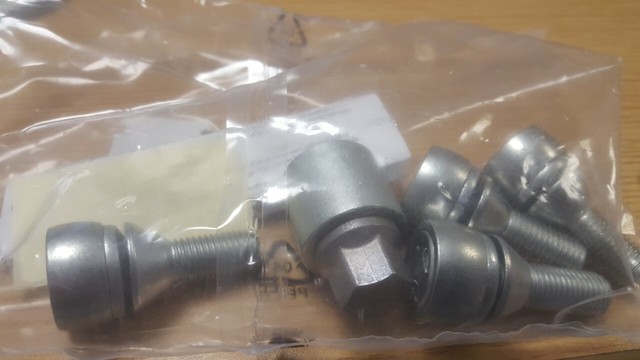 2012-2019 Mk4 Renault CLIO Locking Wheel Nut Set 7711239110 for sale ...