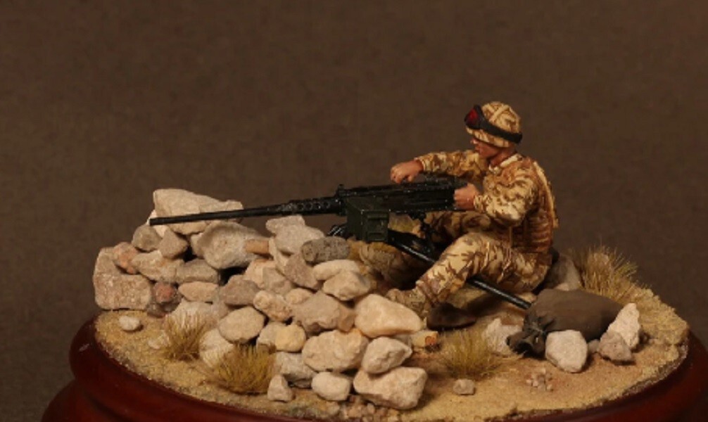 1/35 Resin Figure Model Kit Modern British Soldier Machine Gunner War ...