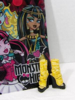 ~Monster High~ Cleo De Nile 1st Wave Replacement Mummy Shoes Heels ...
