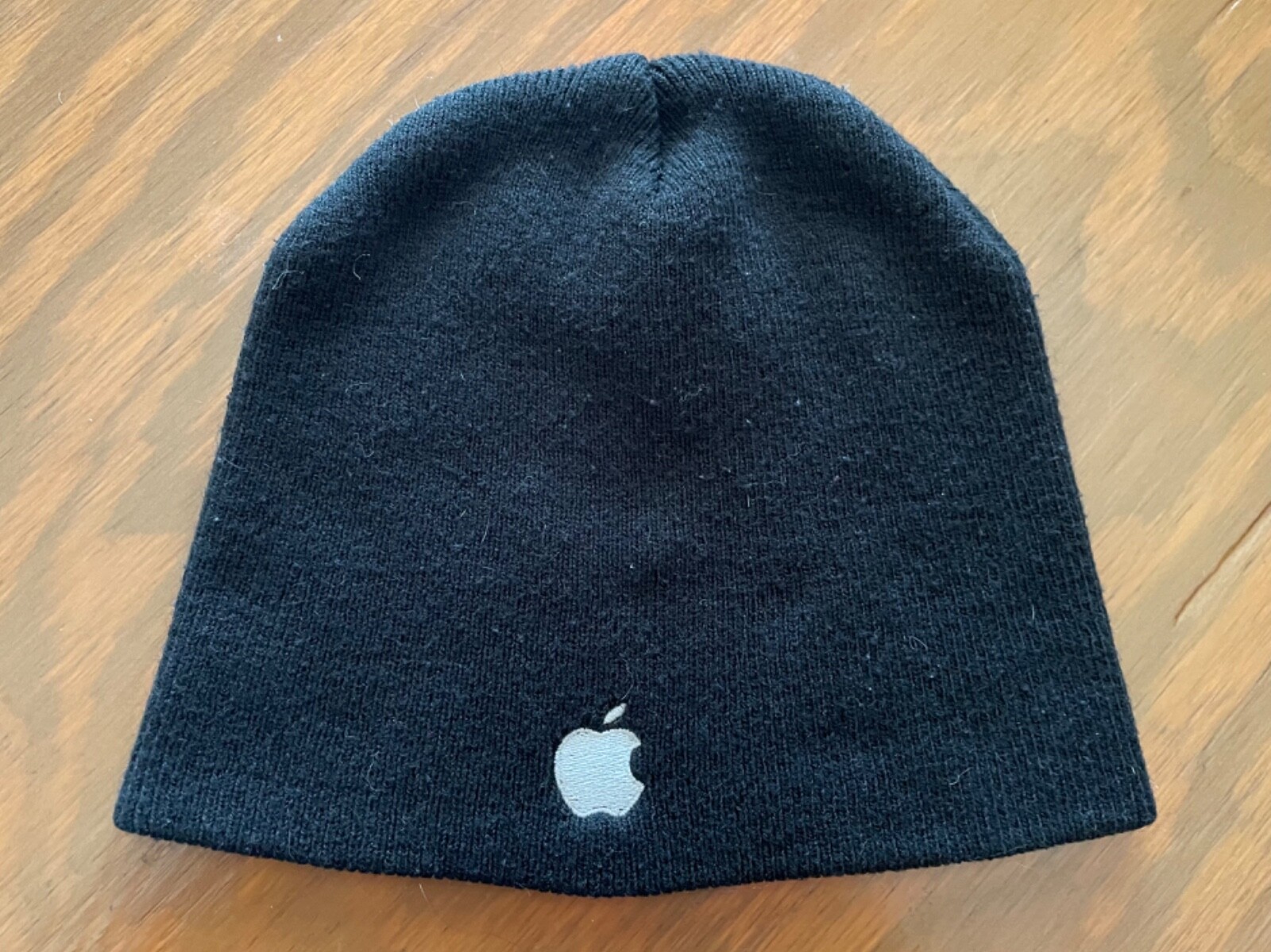 Official Embroidered Apple Logo Hat Beanie Black Retail Store Employee Genuine | eBay