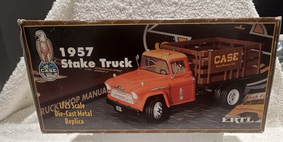 ERTL 1/25 1957 CHEVROLET STAKE TRUCK CASE DIE-CAST STOCK# 426 ...
