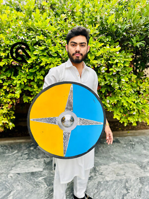 Viking Shield , Battle Shield with Carrying strap And Beautiful Etching ...