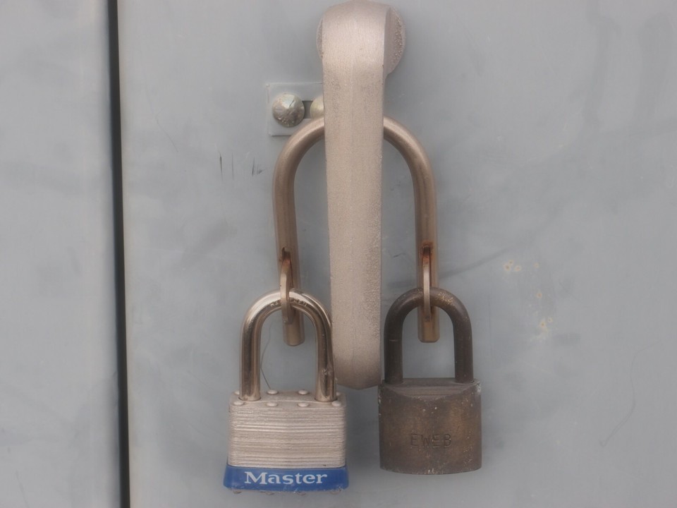 GM P2002, Multiple Padlock Locking Device - Shared Access - Dual Hasp ...