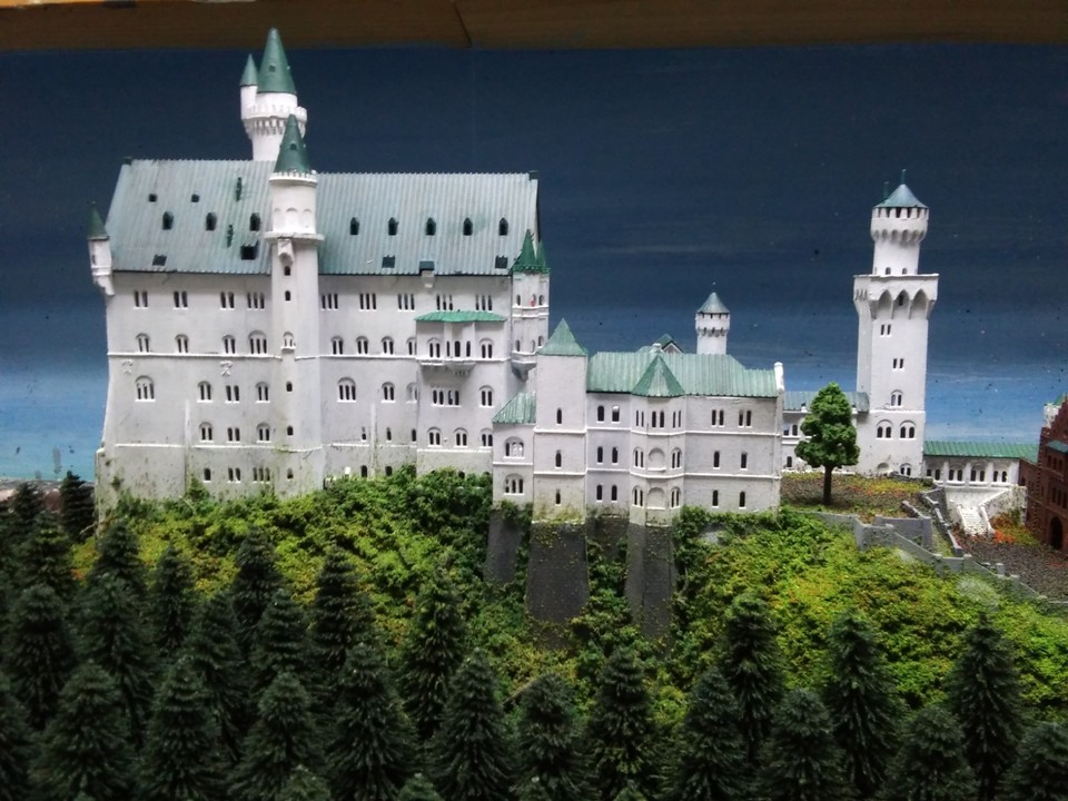 Z Scale Neuschwanstein Castle layout for classic Z Marklin trains ready ...