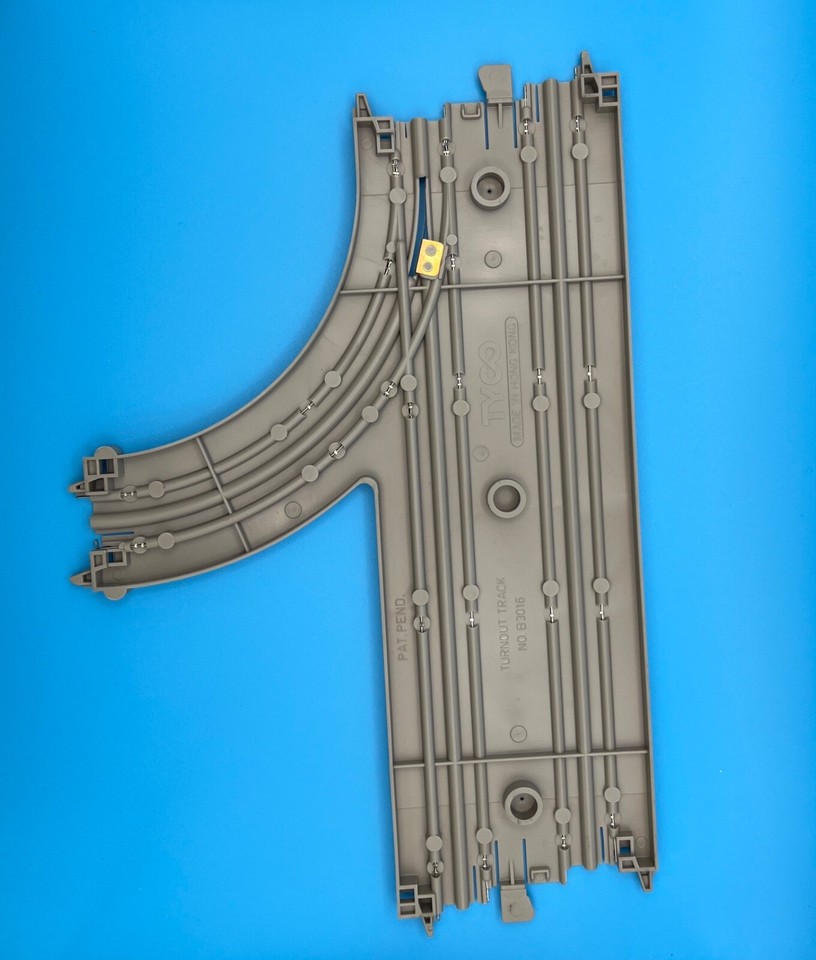 TYCO US1 Electric Trucking Exxon Garage for Wrecker Dispatch Great ...