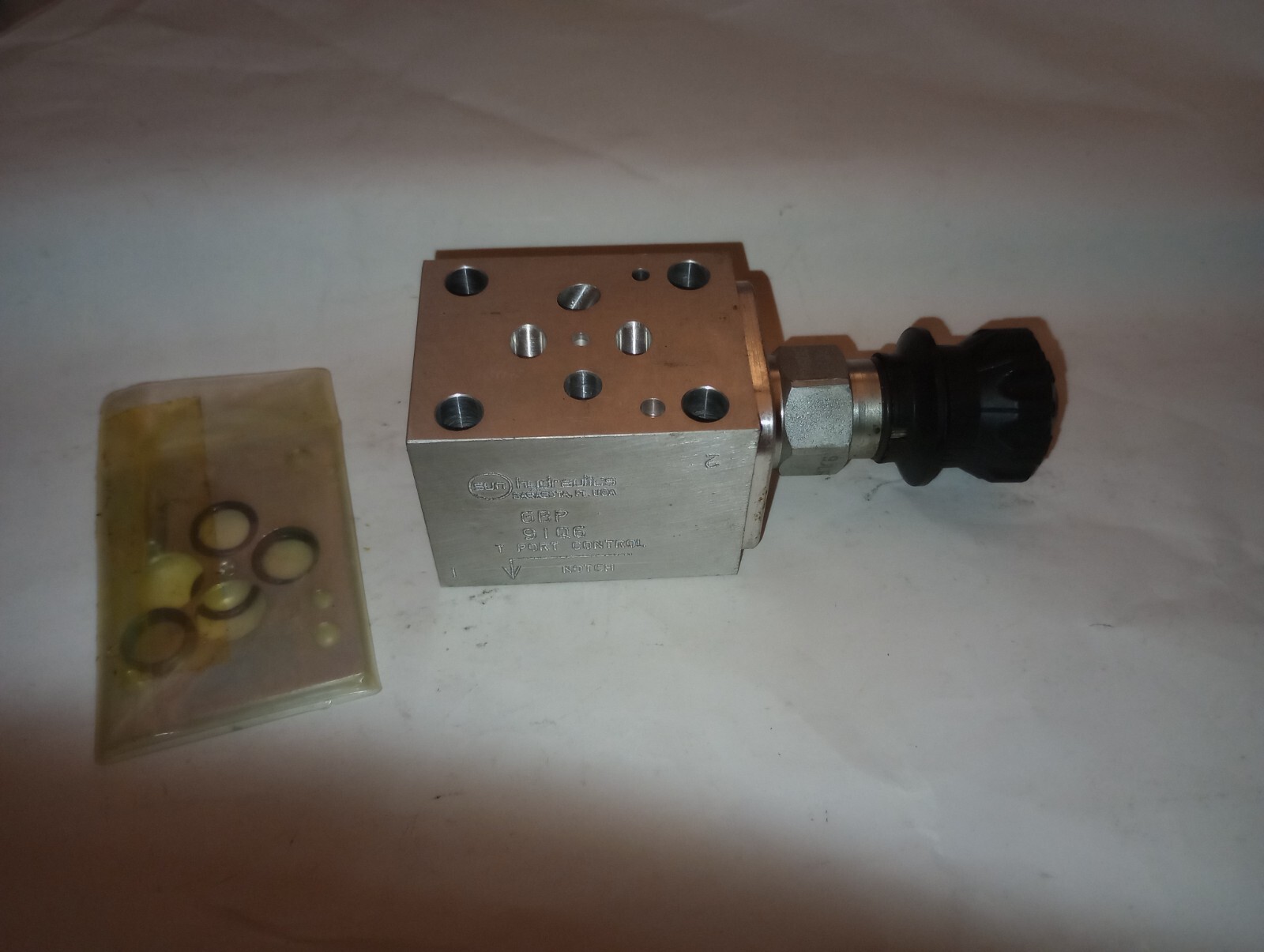 NEW GENUINE SUN HYDRAULICS FDBA-HAN FLOW CARTRIDGE VALVE & GBP 91Q6 ...