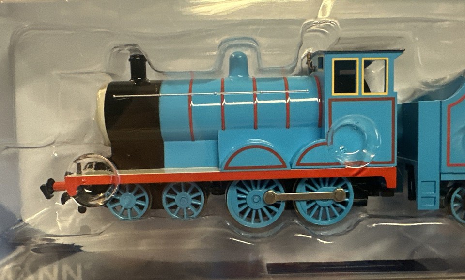 Bachmann HO Scale Thomas & Friends Edward Engine & Tender W/ Moving ...