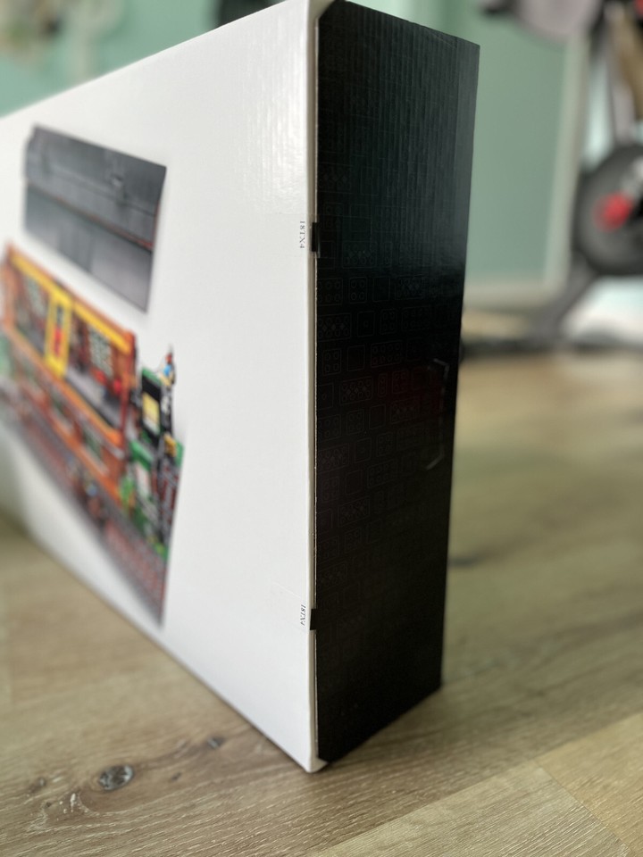 LEGO #910033 - Bricklink Designer Program - Old Train Engine Shed - New ...